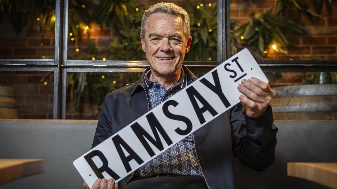 Shocking news: Stefan Dennis shared a series of touching messages about ...